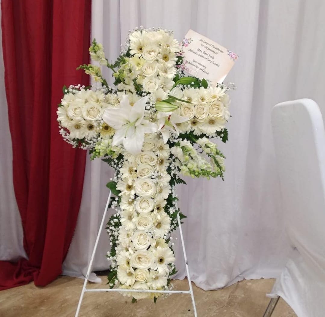 Bunga Salib | Kingsfloristbogor.com